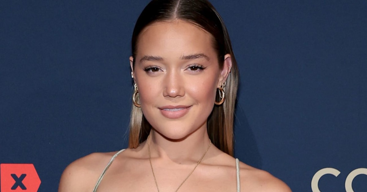 Influencer Olivia Ponton Makes a Statement in Giraffe Print One-Piece ...