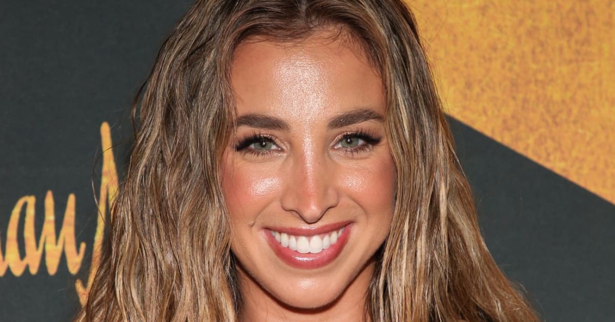 Katie Austin Shares Four Exercises to Strengthen Your Pelvic Floor ...