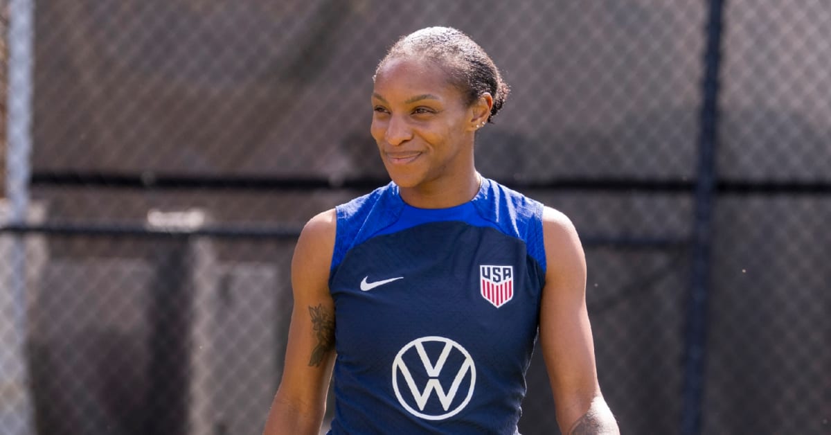 Crystal Dunn of USWNT Shares Adorable Pic With 9-Month-Old Son ...
