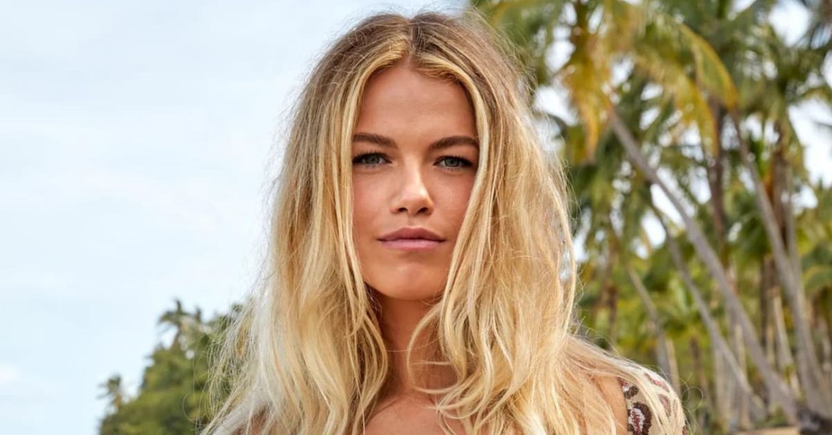 Hailey Clauson Shares BTS Pic from 2023 SI Swimsuit Photo Shoot in the ...