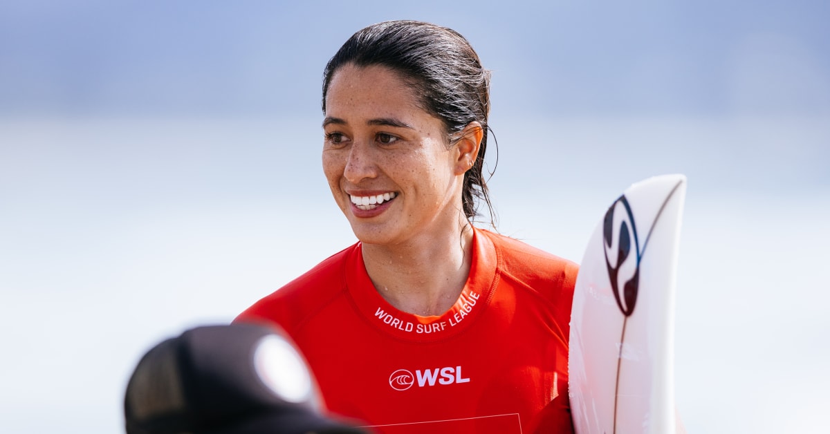 We’re Obsessed With These Surfing Photos of Professional Athlete and SI ...