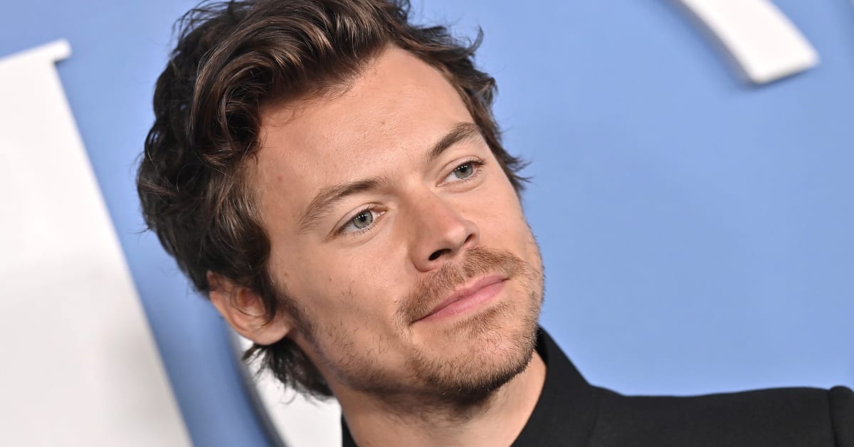 Harry Styles Is the Definition of Sophistication in Gucci Suit at L.A ...