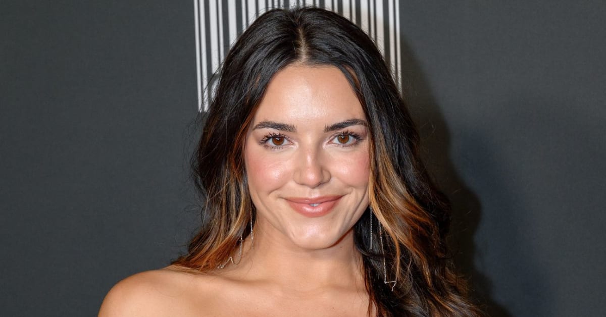 Mady Dewey Shares Invaluable Advice on Swim Search Process - Sports ...