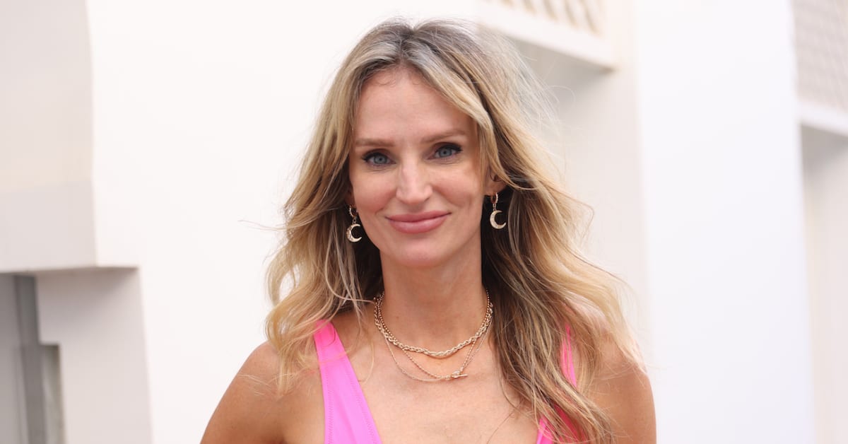 Influencer Danae Mercer Embraces Her Cellulite on Newest Magazine Cover ...