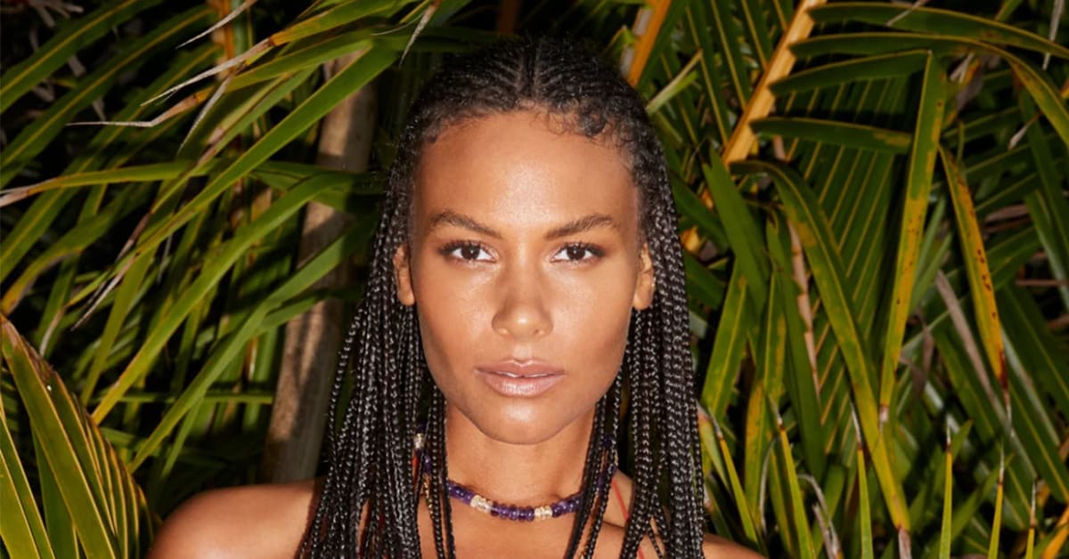 Check Out These Fun, 1970s Surf Culture-Inspired Looks From Marquita ...