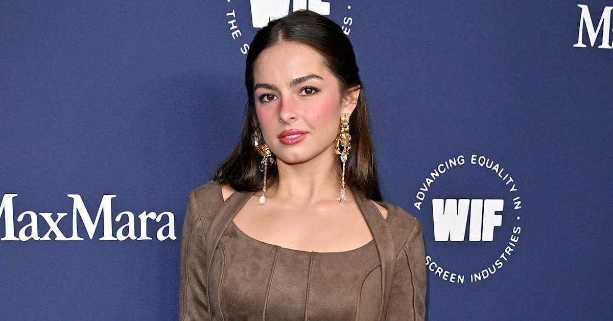 Addison Rae Tied Her Baby Pink Bedazzled Net Swimsuit In a New Upside ...